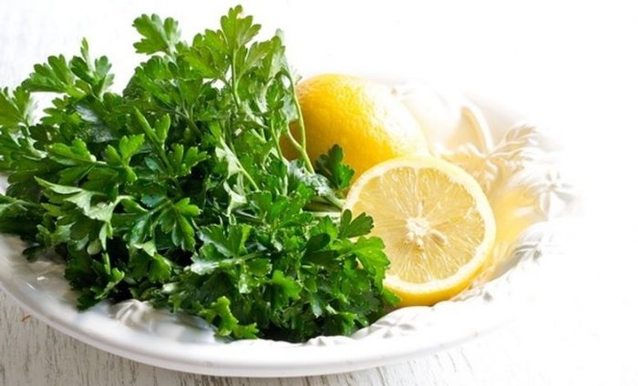 Parsley helps protect your bones and lower blood pressure – Balkanweb ...