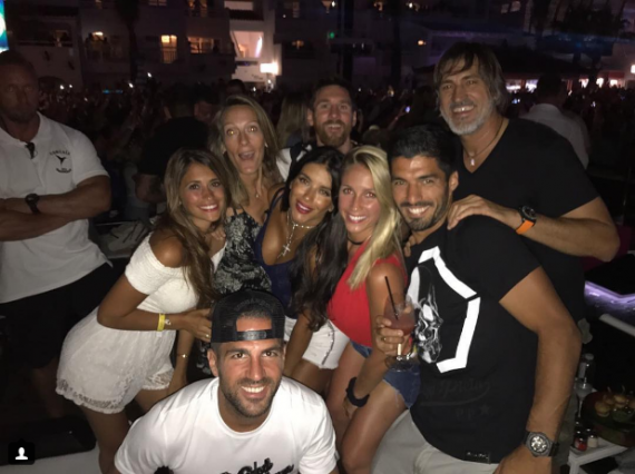 濃厚セックスは尻射でフィニッシュ