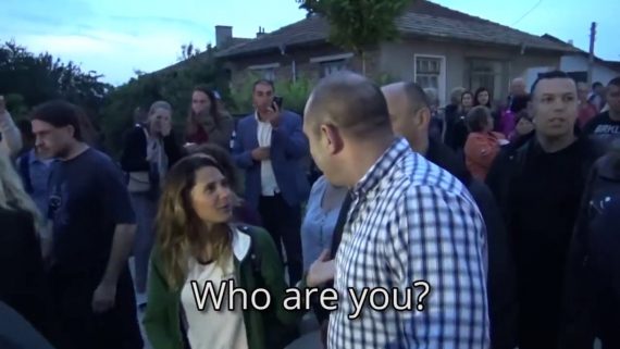 VIDEO/ Tourist to Bulgarian President: Who are you? – Balkanweb.com ...