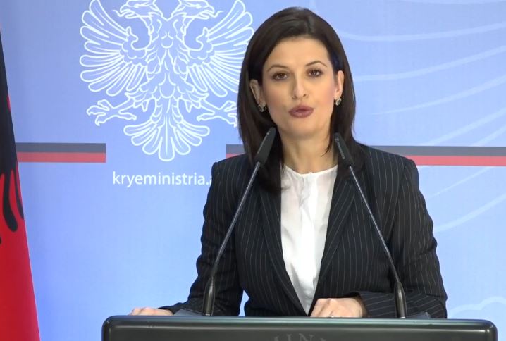 Task-Forca, ministrja Gjonaj: 5 të shkarkuar nga puna për korrupsion ...