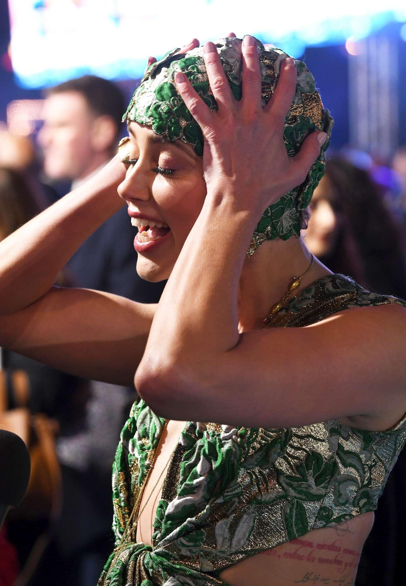 Amber Heard, mahnitëse në premierën botërore të “Aquaman” – Balkanweb ...