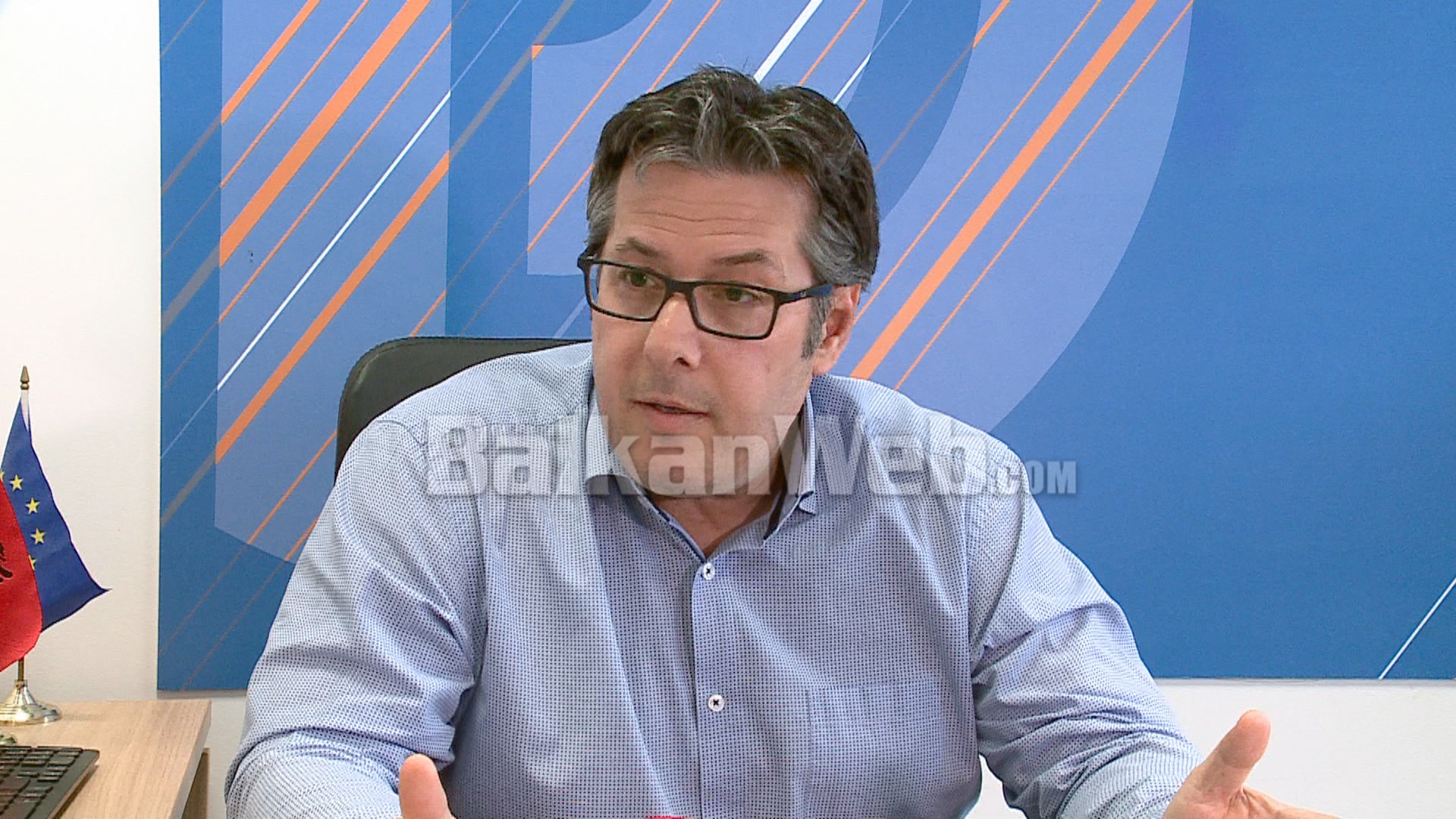 Vizat/ Paloka: Ngrihuni që mos kthehemi në ditët e zeza – Balkanweb.com ...