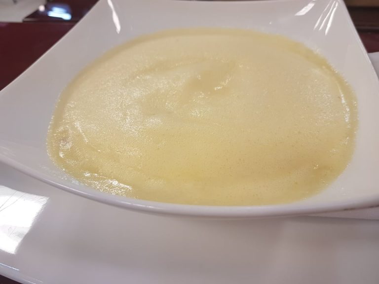Supë me lëng pule, oriz, vezë dhe limon – Balkanweb.com – News24