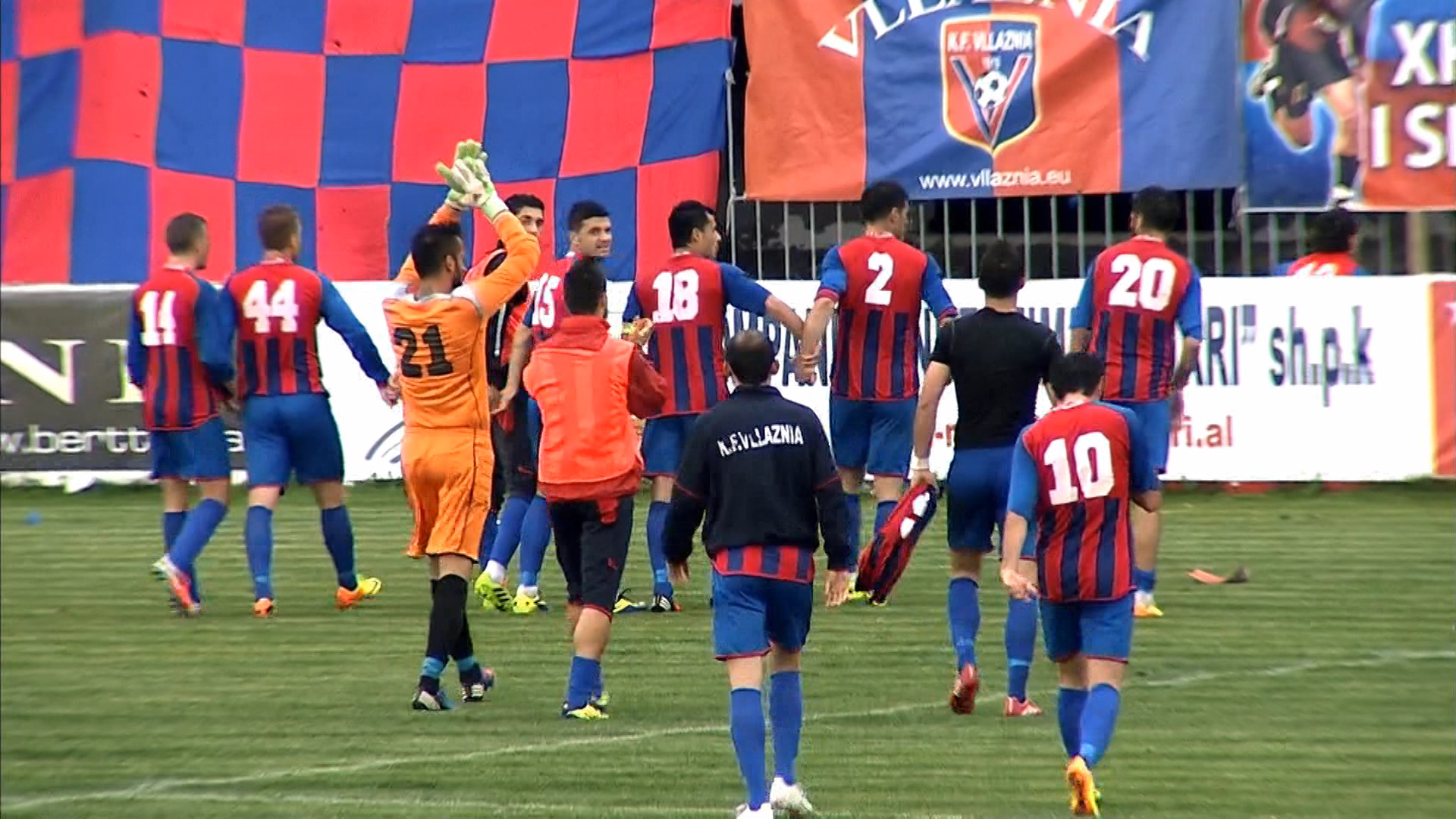 “Djepi i futbollit” rikthehet në elitë, Vllaznia hipotekon Superligën ...