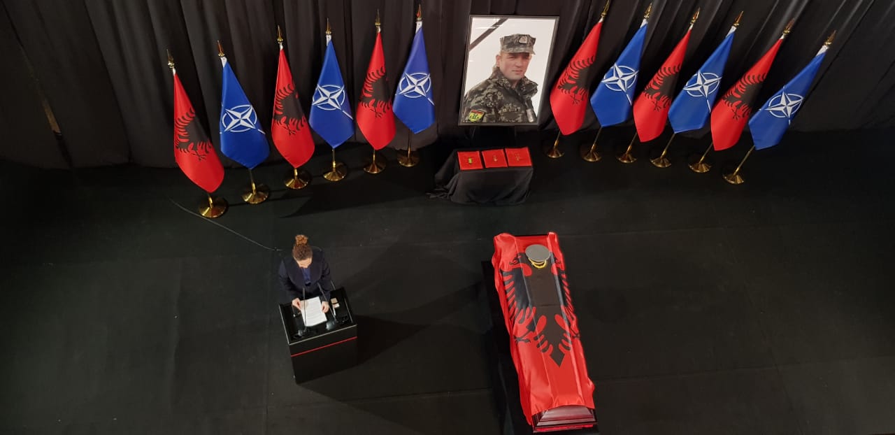 Xhaçka in tears for Major Tanushi, reveals his last will and testament ...