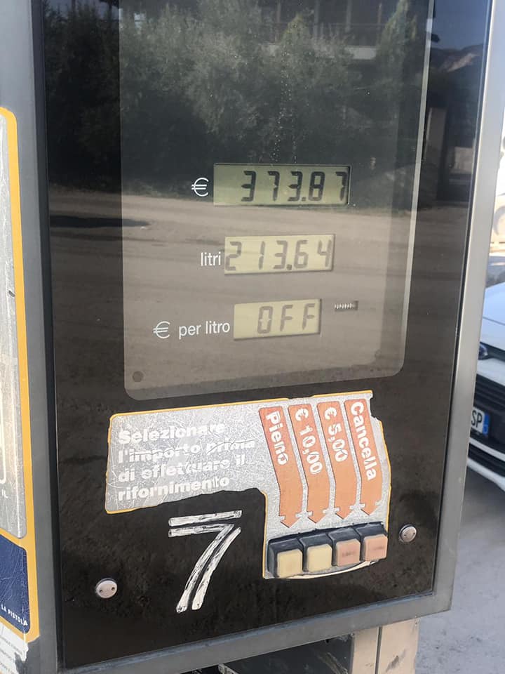 Strukturat doganore bllokojnë 24 700 litra karburant të pamarkuar ...