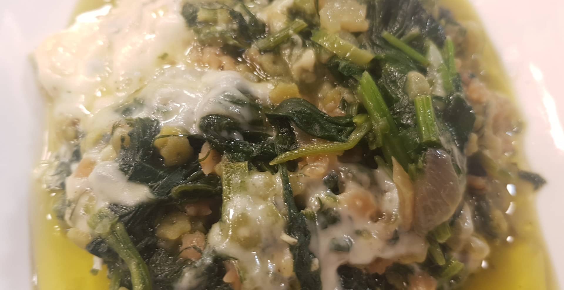 Spinaq me makarona yje dhe vezë sy – Balkanweb.com – News24