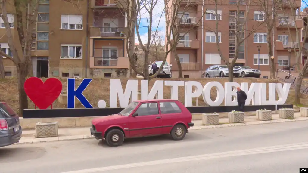 Raporti: Komuniteti serb në Kosovë po përballet me një nga krizat më të ...