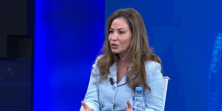 Marrëveshja për emigrantët, Jonila Godole: Kryeministri s’mund të marrë ...