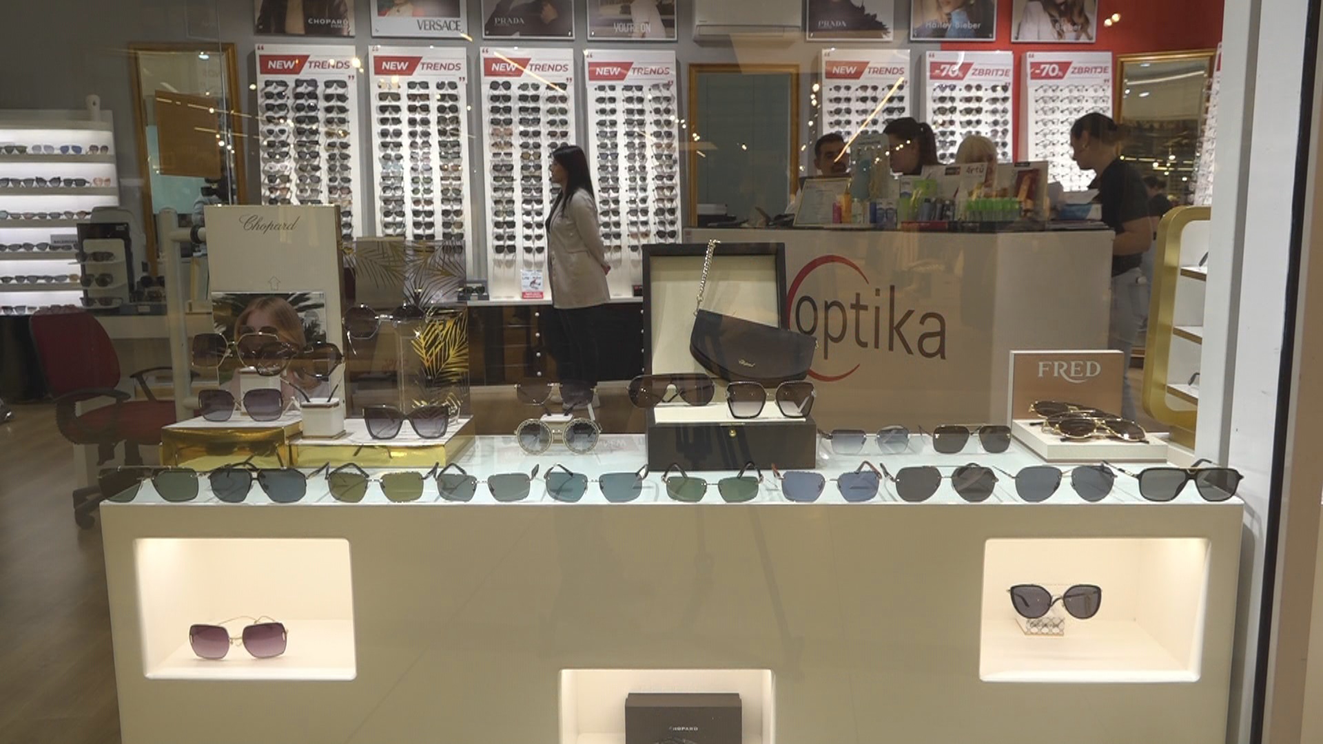 ‘Max Optika’, oferta të jashtëzakonshme për ‘Black Friday’, zbritje 70% ...