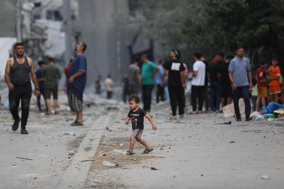 ”Save the Children”: 10 000 fëmijë të vrarë në Gaza nga 7 tetori ...