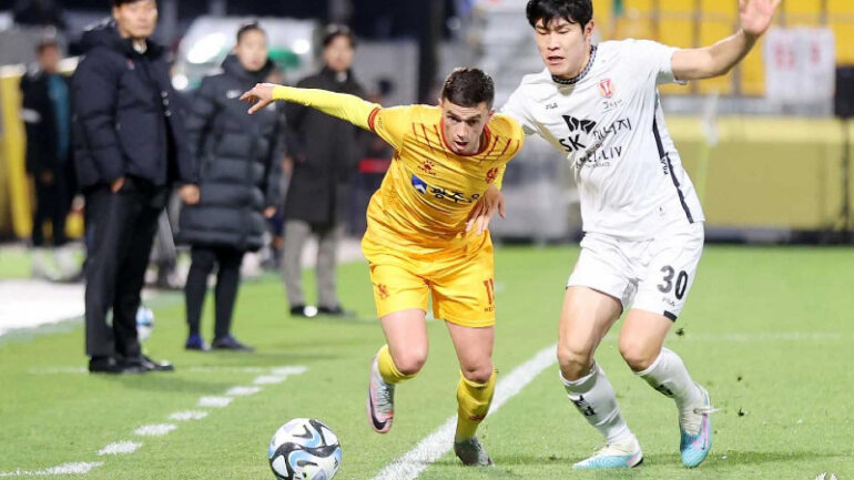 Minutat e para për këtë sezon në Korenë e Jugut, “buzëqesh” Jasir Asani – Balkanweb.com – News24