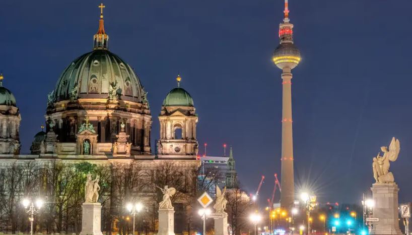 Nga kishat, xhamitë, sinagogat dhe vendet për lutje, analiza e DW: Pse ...