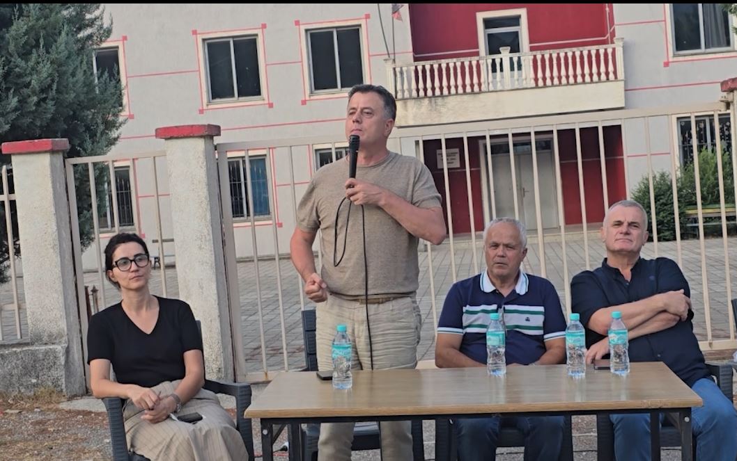 Elections in Himara/ Noka, Leskaj and local leaders of the Democratic ...