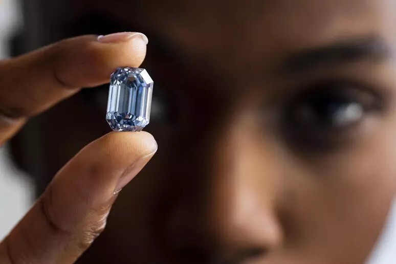 One of the world's largest diamonds found in Botswana Balkanweb.com ...