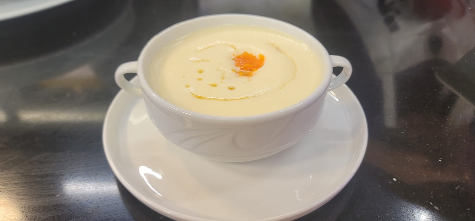 Supë me pulë fshati me krem, vezë e limon – Balkanweb.com – News24