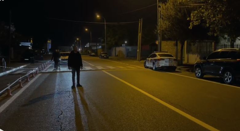 Vrau me thikë në zemër bashkëmoshatarin, gjykata lë në burg Klodian ...