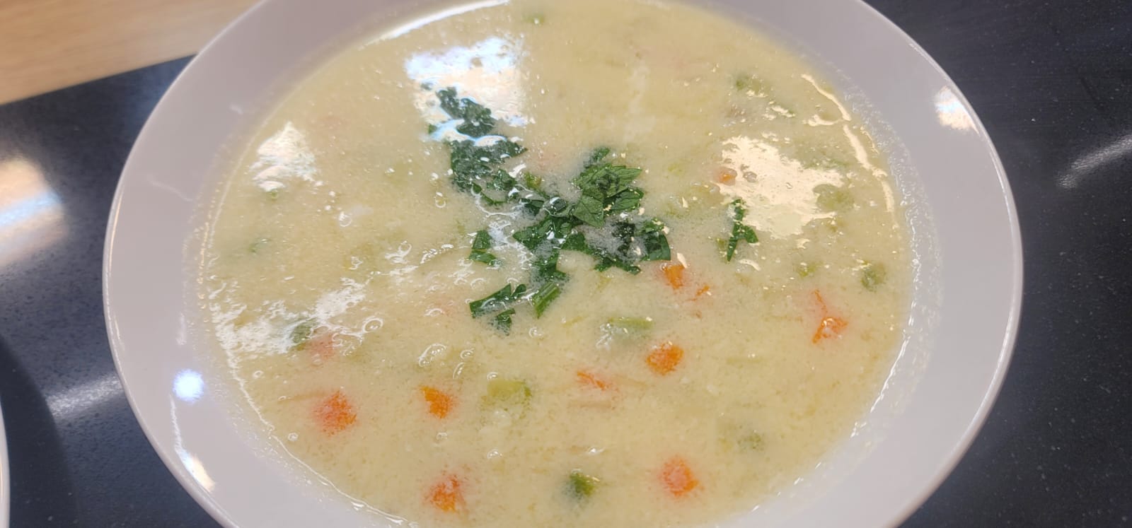 Supë pule me perime dhe pasta “Reggia” fidhe – Balkanweb.com – News24