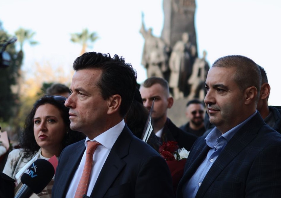 Shehaj uron Pavarësinë nga Vlora: Sot të reflektojmë që Shqipëria të ...