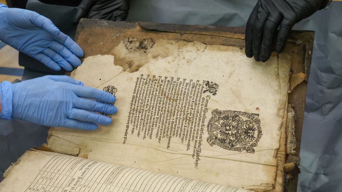 Polish couple discovers rare 400-year-old Bible manuscripts hidden ...
