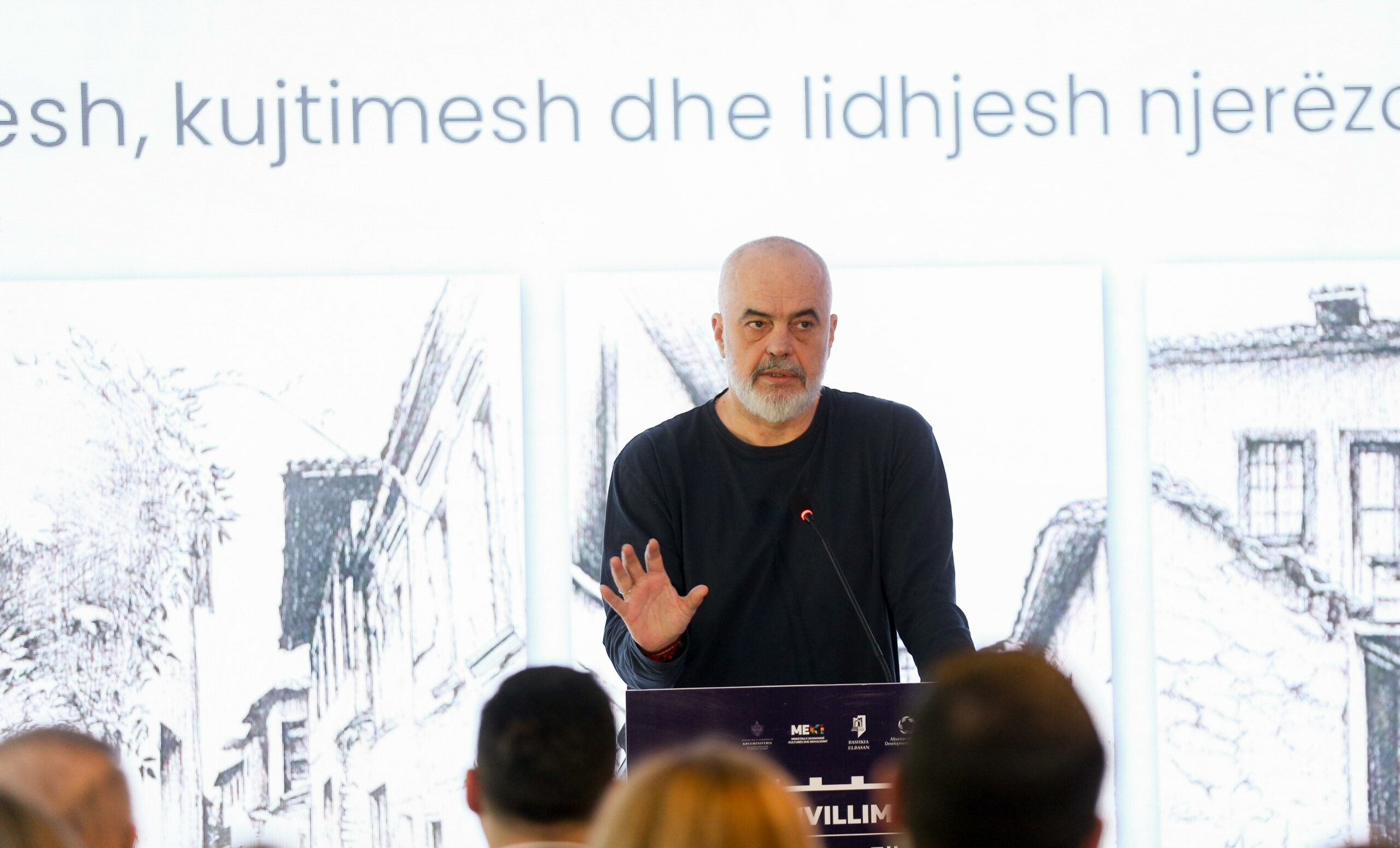 Nënshkrimi marrëveshjes për rijetëzimin e kalasë së Elbasanit, Rama ...