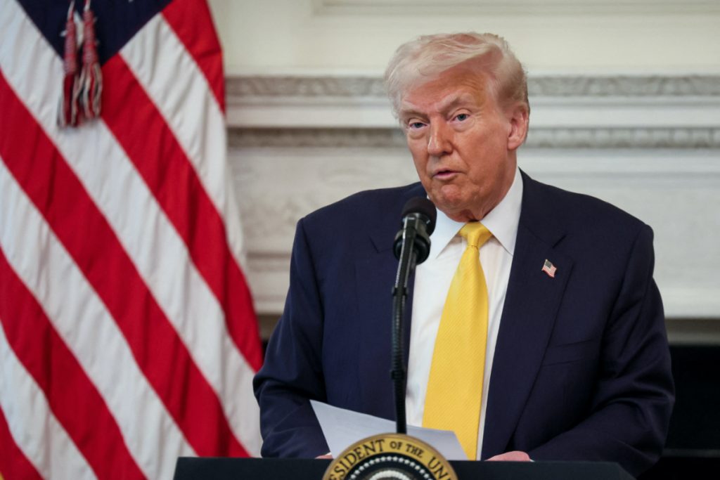 Trump again threatens Canada with high tariffs on agricultural products ...