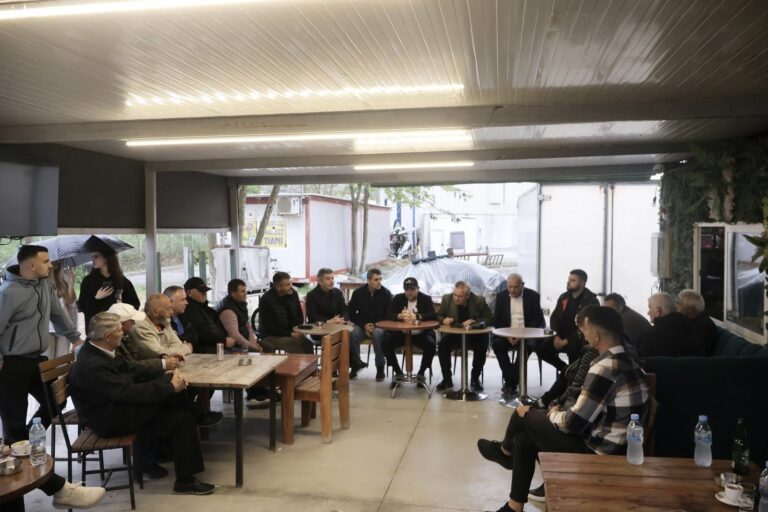 “Më 11 Maj ndryshimi i pashmangshëm”, Klevis Balliu me banorët e Mëzes ...