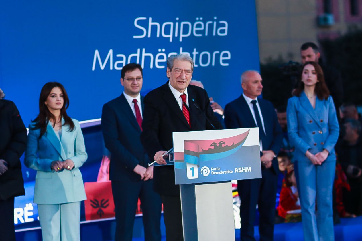 “Edi Ramës ia pezulluan darkën…”/ Berisha: Pata një turpërim, i pari ...