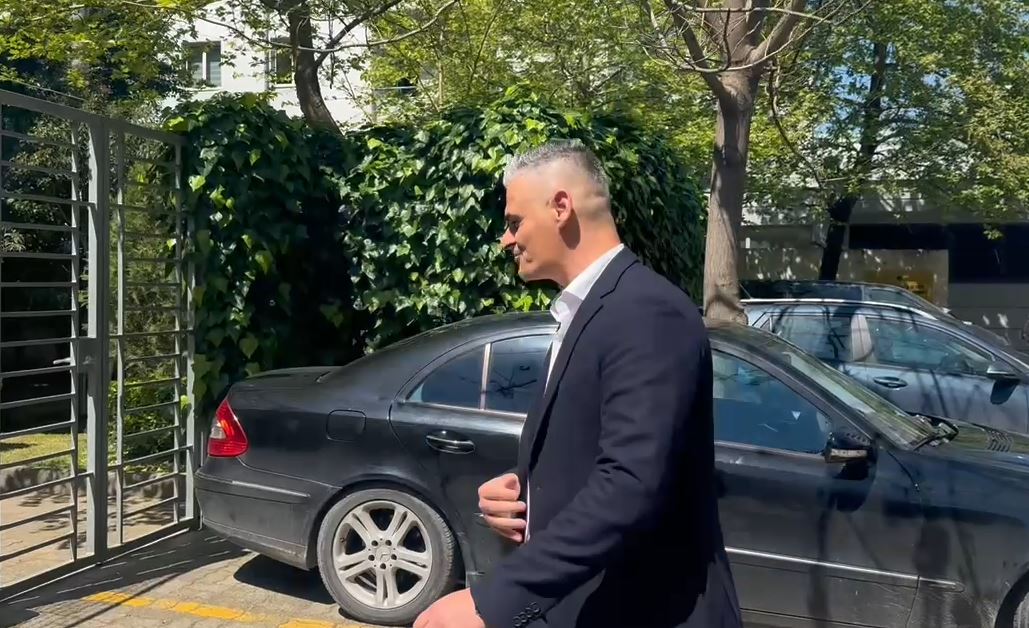 VIDEO/ Vartësi i Ballukut, Gentjan Gjyli paraqitet në SPAK. Kreu i ...