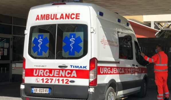 E rëndë në Maliq! Ndërron jetë në banesë 14-vjeçari – Balkanweb.com ...