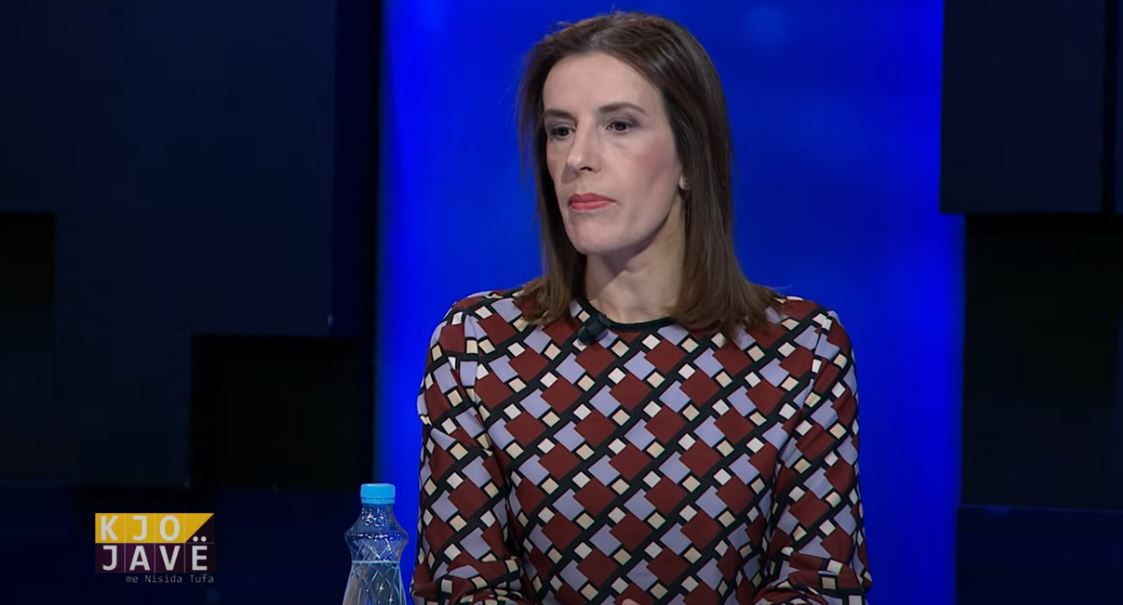 Shembja e ndërtimeve pa leje në Theth! Gazetarja Lala: Konflikt ...