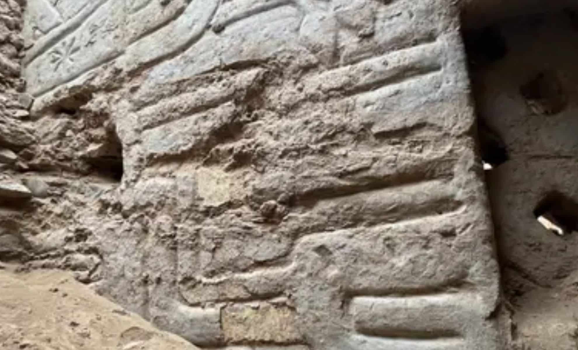 Arkeologët në Peru kanë zbuluar një mural mahnitës 3D 4,000-vjeçar në ...