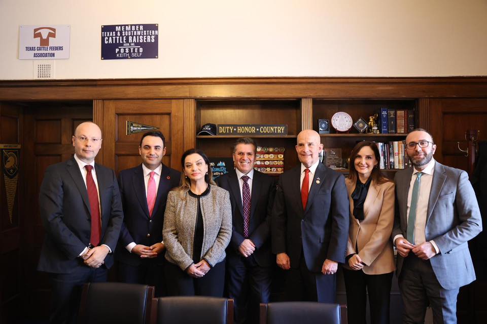 Visit to the USA/ US Congressman Keith Self meets with DP ...