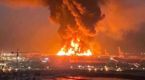 VIDEO/ Attack on US base in Erbil, Iraq, part of the airport on fire ...